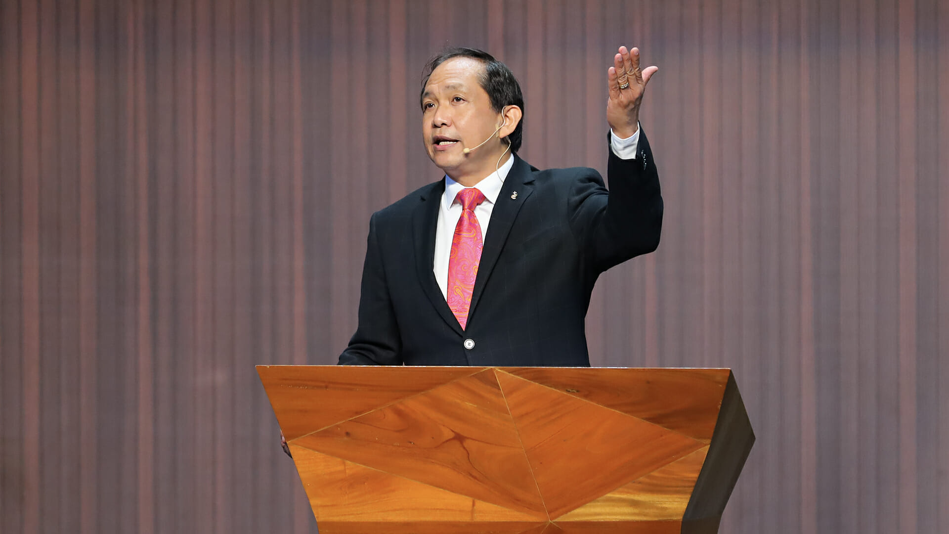 The Master’s Mandates for Human Masters - Greenhills Christian Fellowship